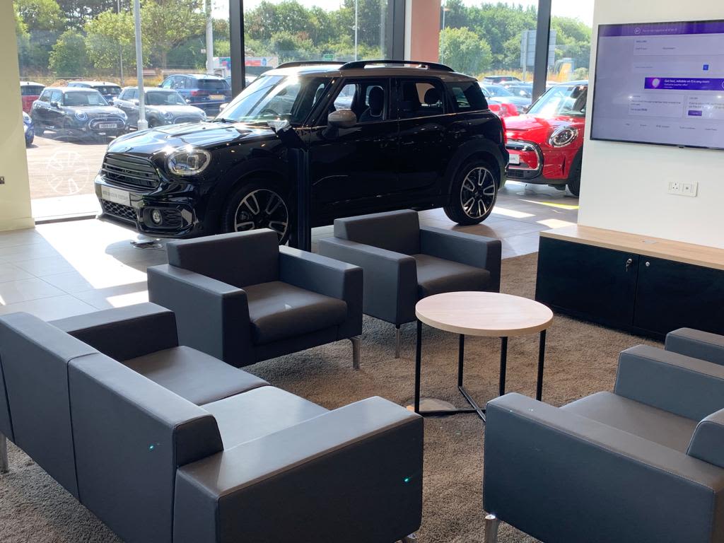 About Your Local MINI Retailer | Stratstone Hull