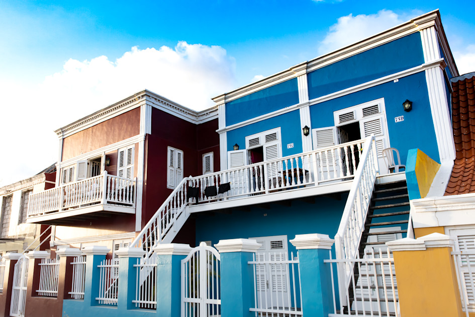 When is hurricane season in Curaçao?
