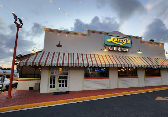 Larry's Grill & Bar | Curacao, the Caribbean Getaway