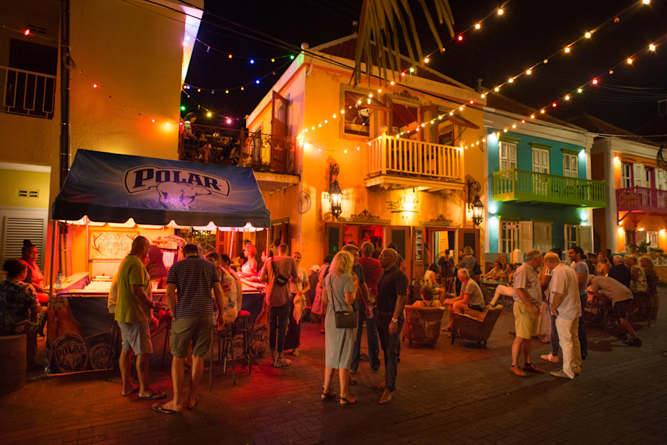 Where can I find a more detailed nightlife guide?