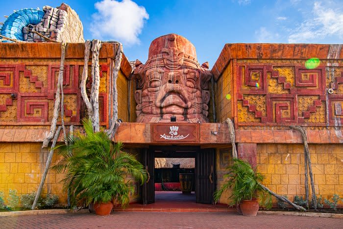 Amazonia: The Jungle Experience | Curacao, the Caribbean Getaway