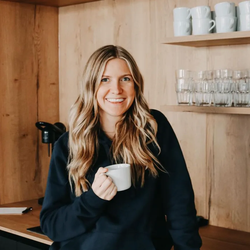 neue fische | school and pool for digital talent