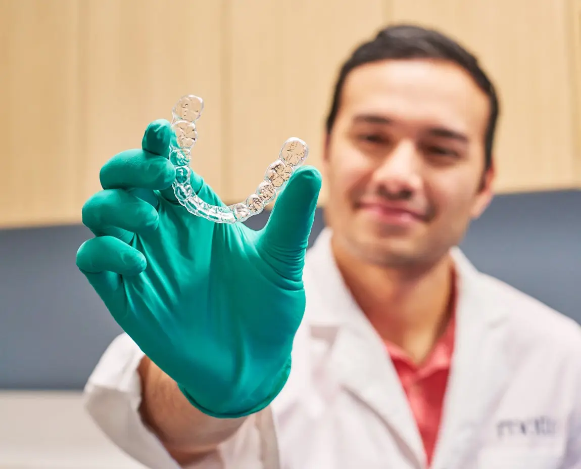 What is Mewing? | Aspen Dental