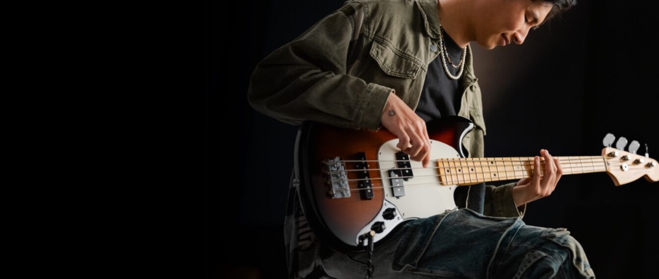 Player II Series | Guitars & Basses | Fender