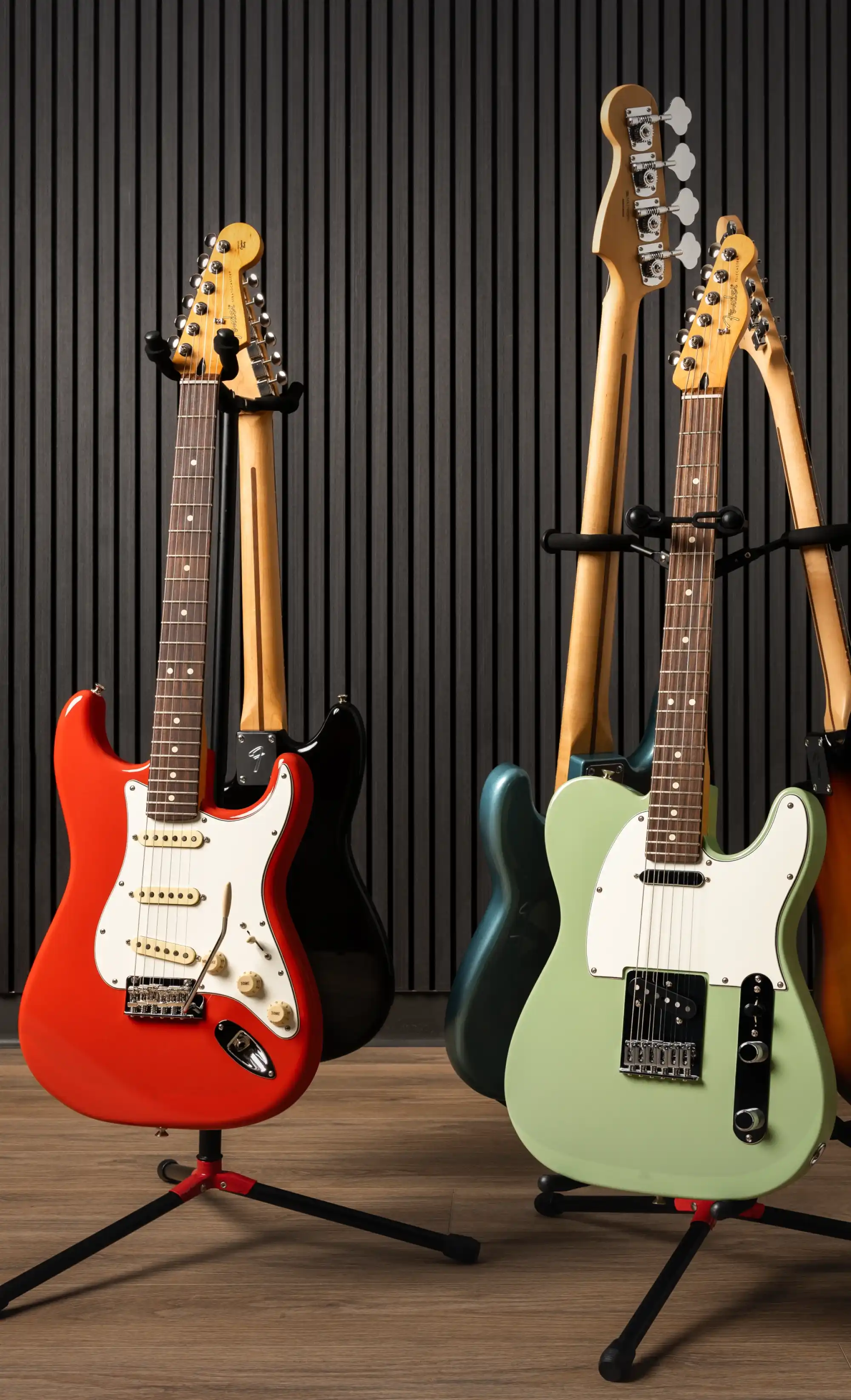 Fender Guitars | Electric, Acoustic & Bass Guitars, Amps, Pro Audio
