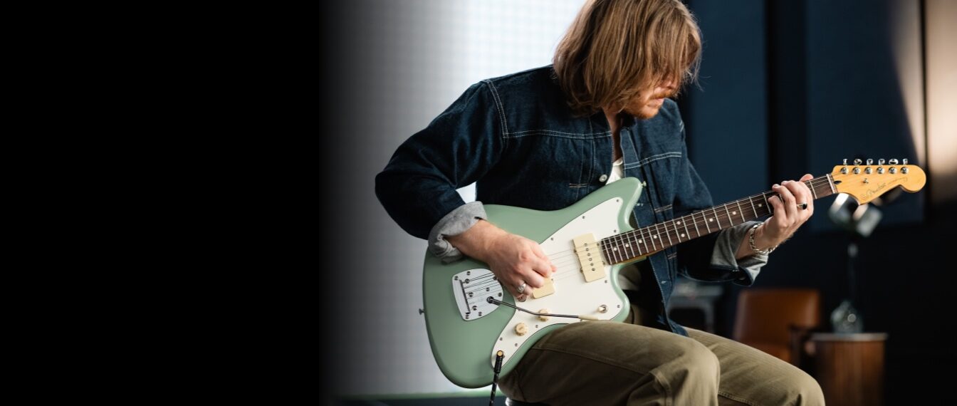 Player II Series | Guitars & Basses | Fender