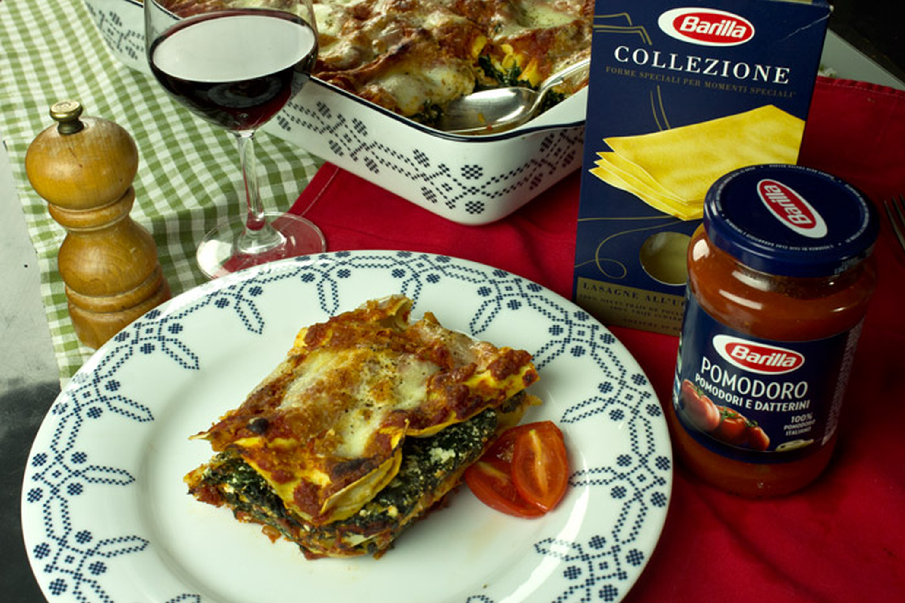 LASAGNE UOVO ΜΕ ΣΠΑΝΑΚΙ ΚΑΙ ΣΑΛΤΣΑ POMODORO | Barilla