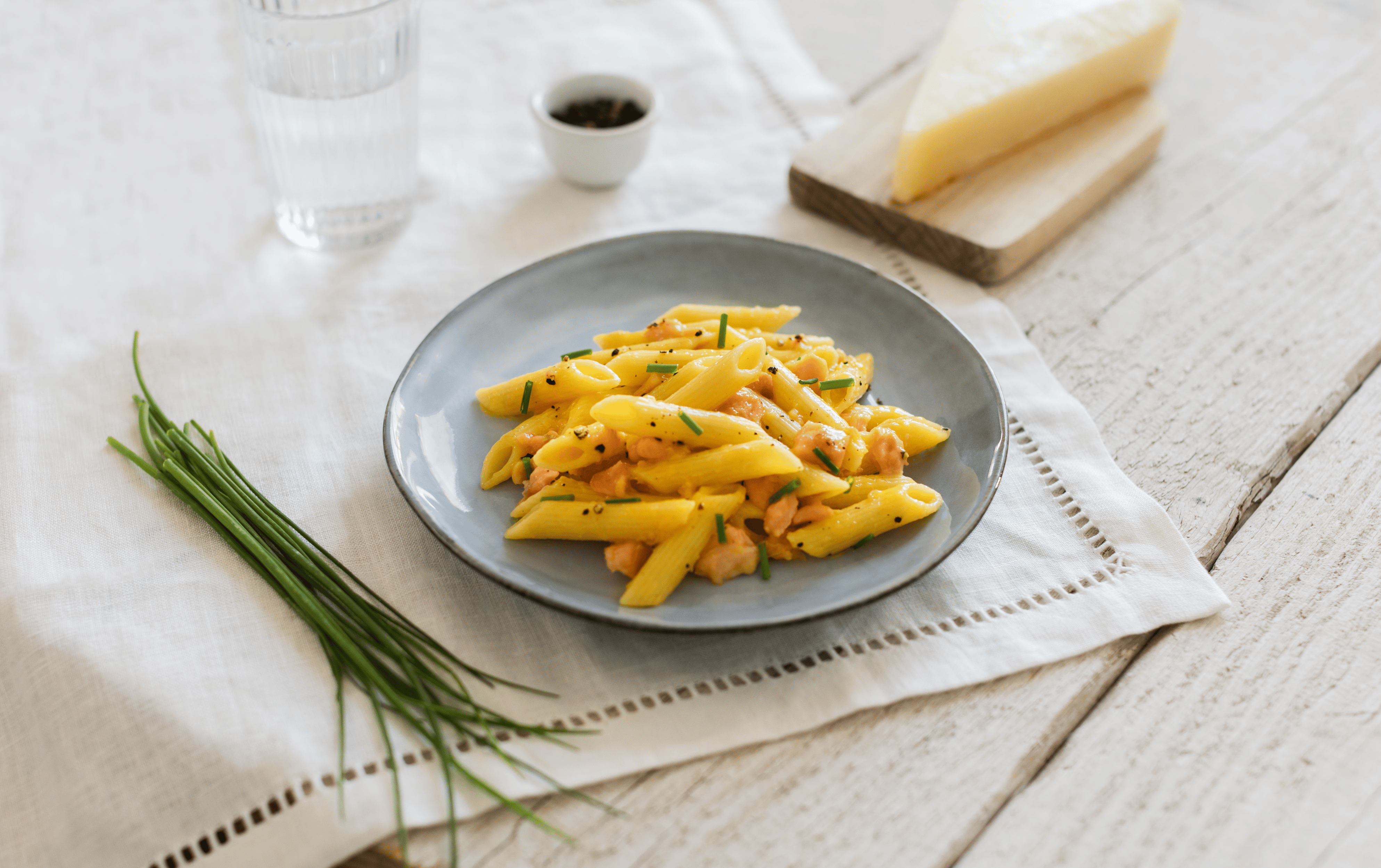 CARBONARA ΜΕ PENNE ΚΑΙ ΚΑΠΝΙΣΤΟ ΣΟΛΟΜΟ| Barilla | Barilla