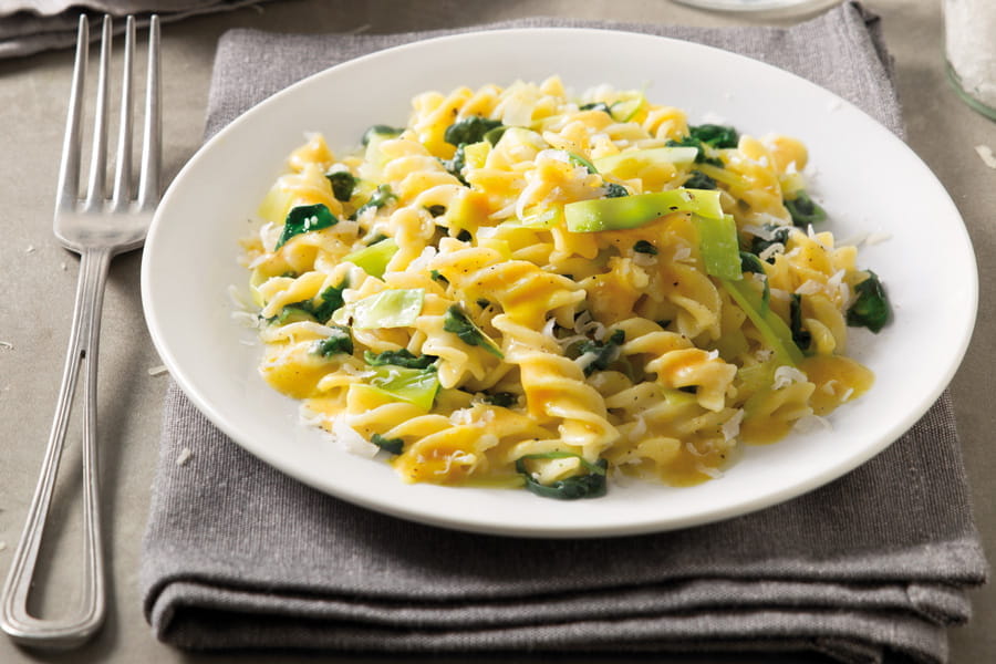 Barilla Fusilli bez glutena s vegetarijanskim umakom carbonara | Barilla