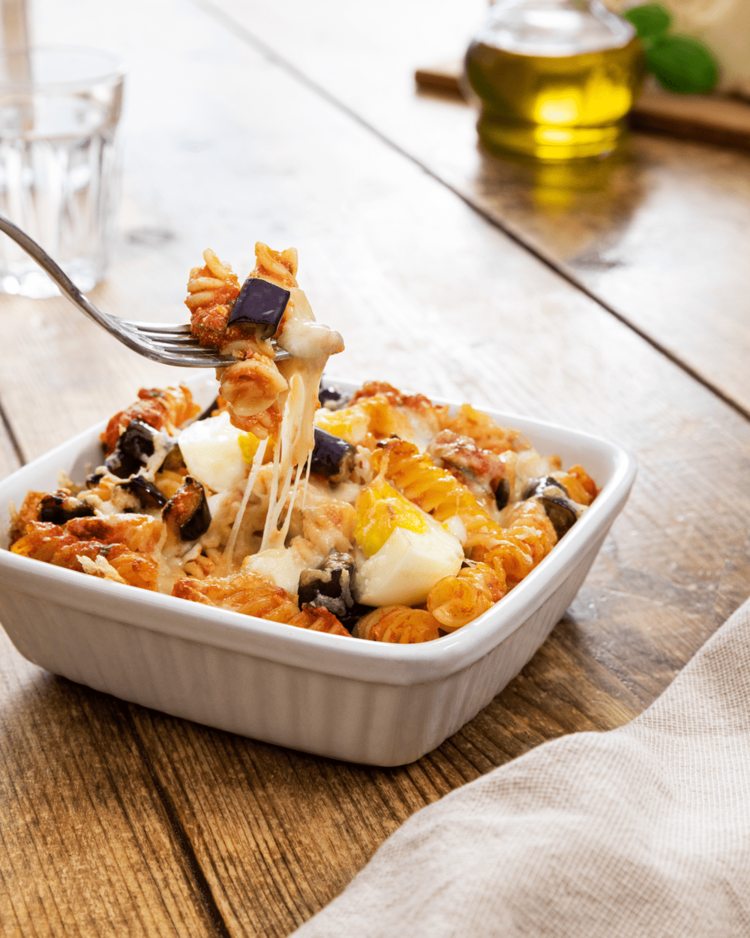 FUSILLI ΣΤΟ ΦΟΥΡΝΟ ΜΕ ΜΕΛΙΤΖΑΝΑ ΚΑΙ ΣΑΛΤΣΑ RICOTTA | Barilla