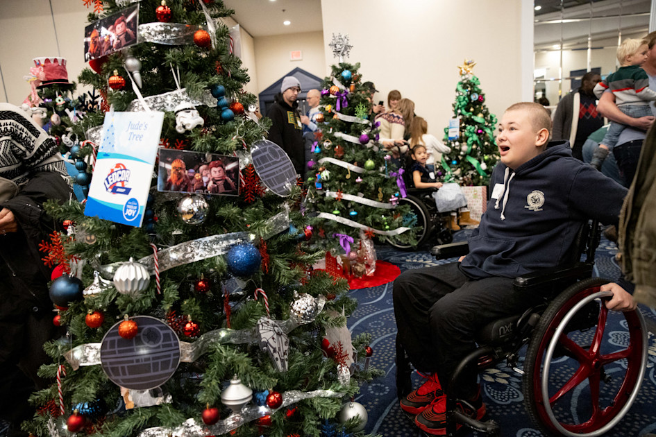 Trees of Joy: Moving Christmas Trees for Make-A-Wish Kids | Partnership ...