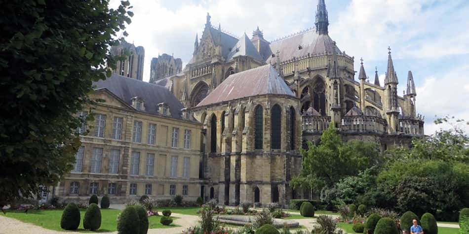 Reims Travel Guide | Ferry Travel To France | DFDS