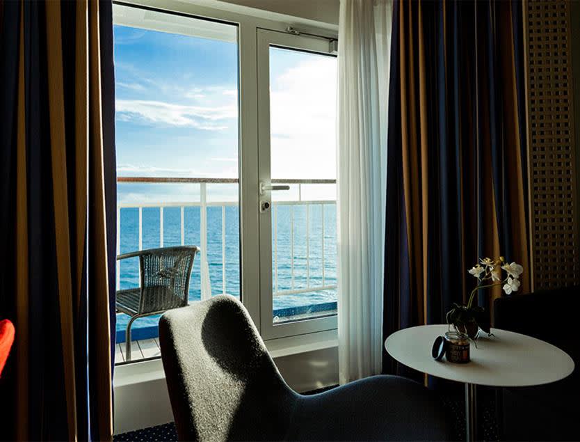 Commodore-Kabinen mit Balkon | Kopenhagen – Oslo | DFDS