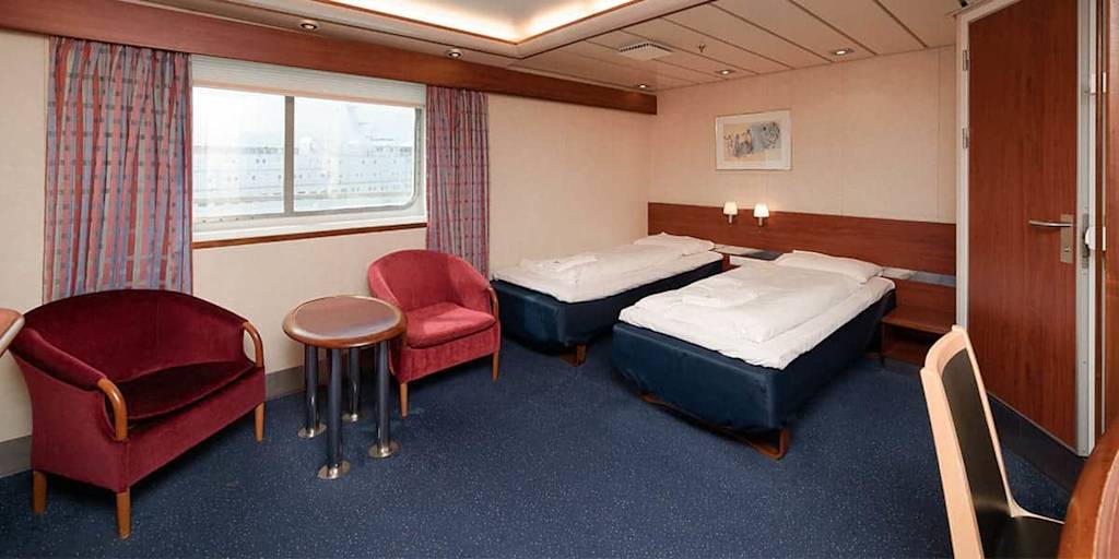 Commodore de Luxe Cabins | Paldiski to Kapellskär | DFDS
