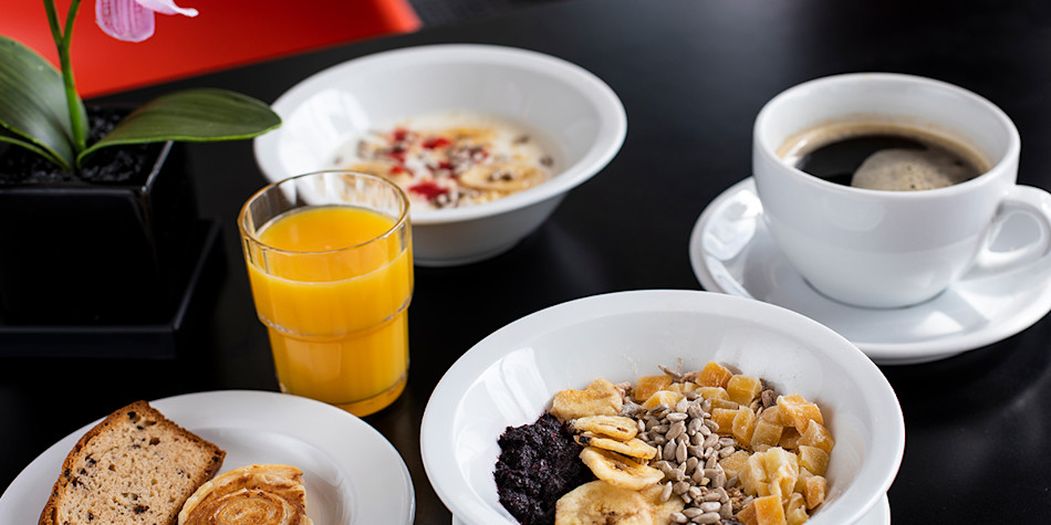 Pre-book Meals | Ferry Extras | DFDS