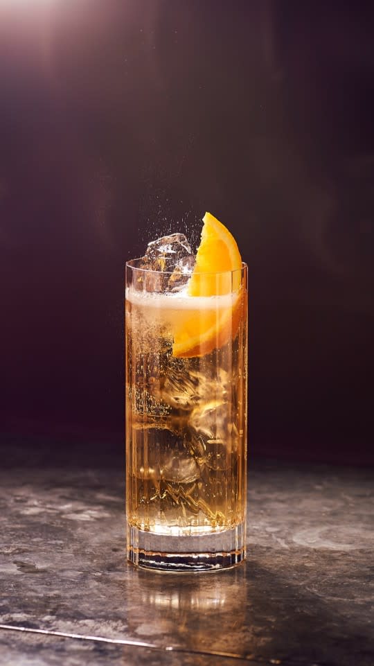 スモーキージンジャーモンキーウイスキーカクテル | Monkey Shoulder