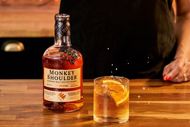 Monkey Splash Scotch Whisky Soda Cocktail | Monkey Shoulder