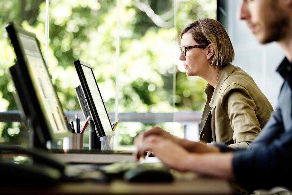 Arbejdsvilkår - Regler og rettigheder på jobbet. Læs mere her