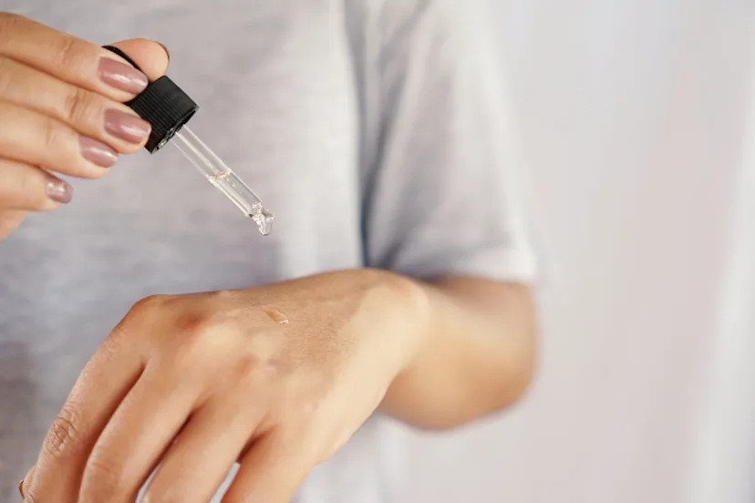 How to Get Perfume Oil Stains Out of Clothes | Clorox™