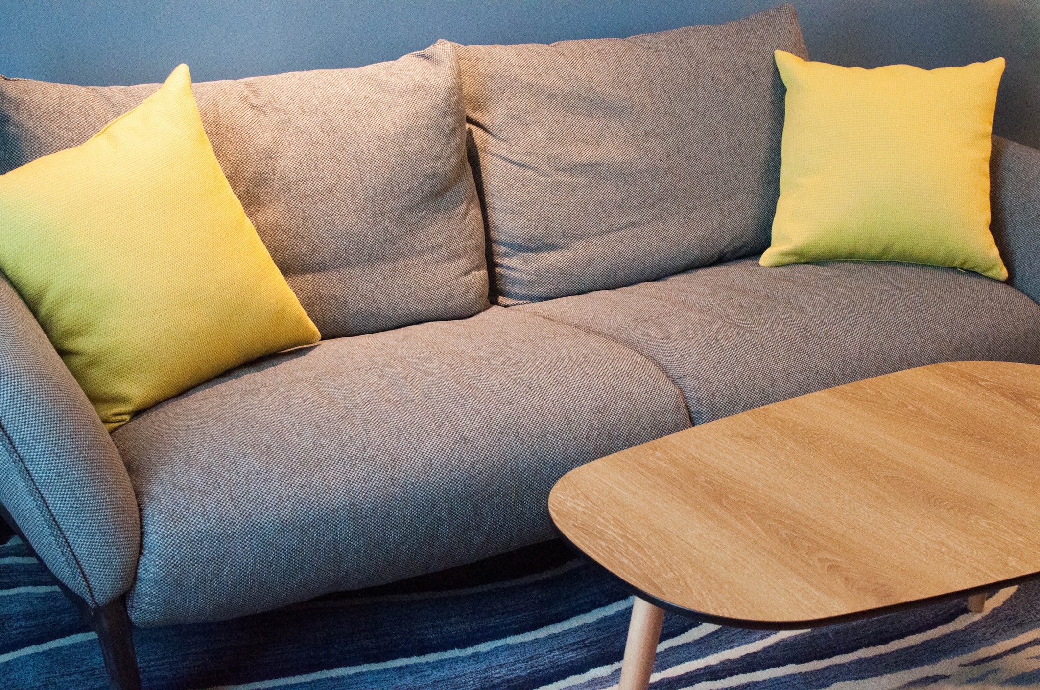 How to Remove Mold from Fabric Furniture: Upholstery & Cloth | Clorox®