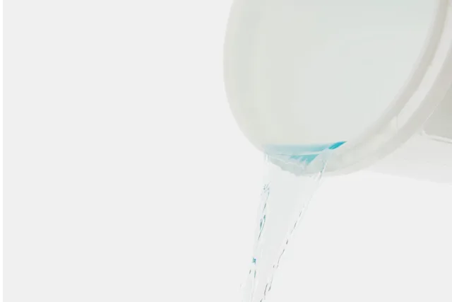 How to Disinfect and Purify Drinking Water with Bleach | Clorox™