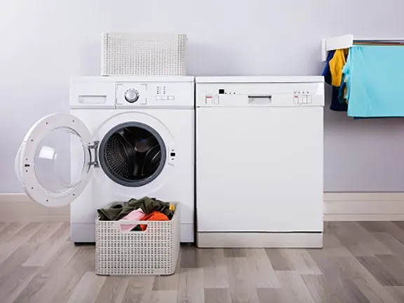 How to Remove Bad Smell from Clothes After Washing | Clorox™