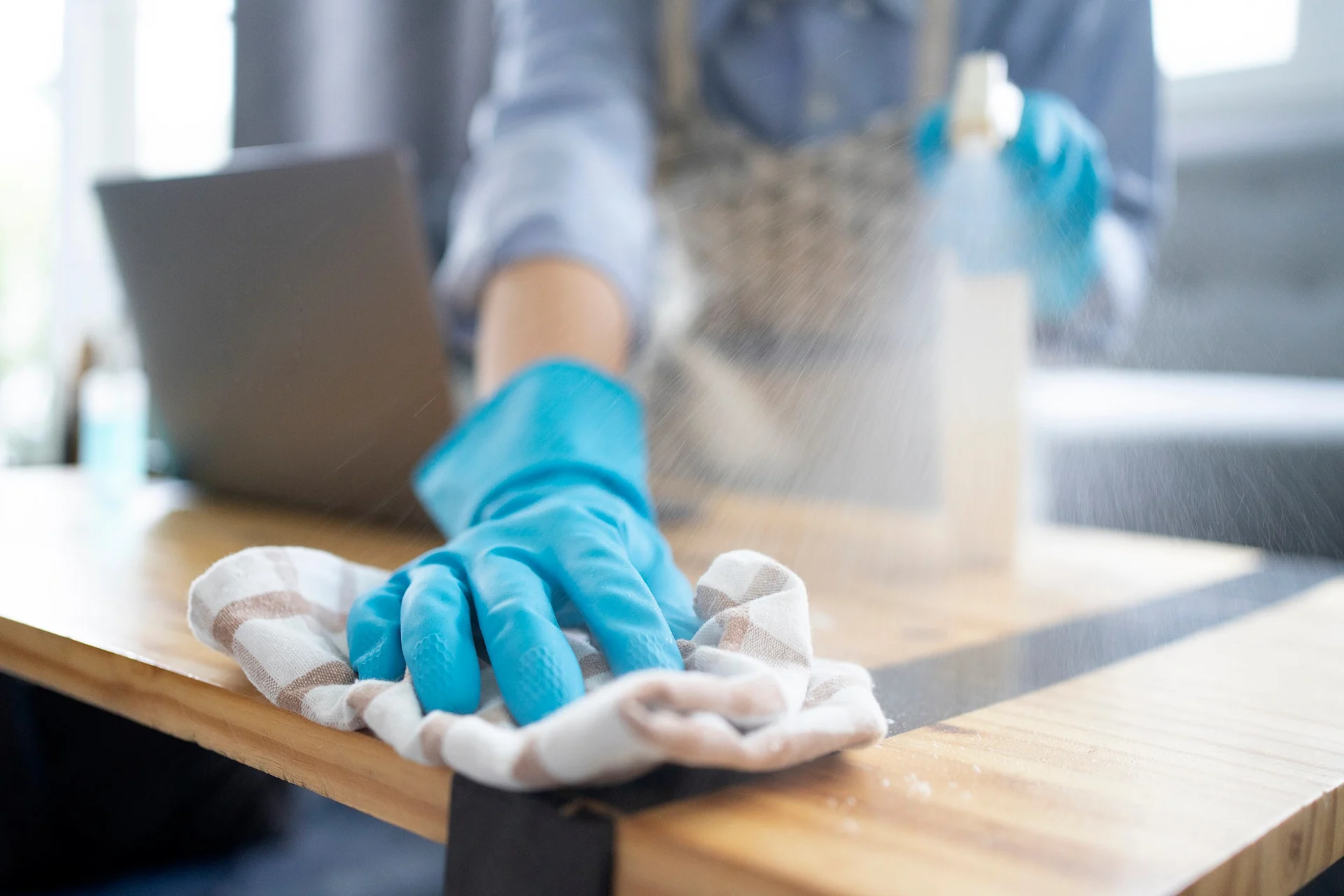 How to Disinfect and Sanitize Surfaces, Laundry, Fabrics and More | Clorox™