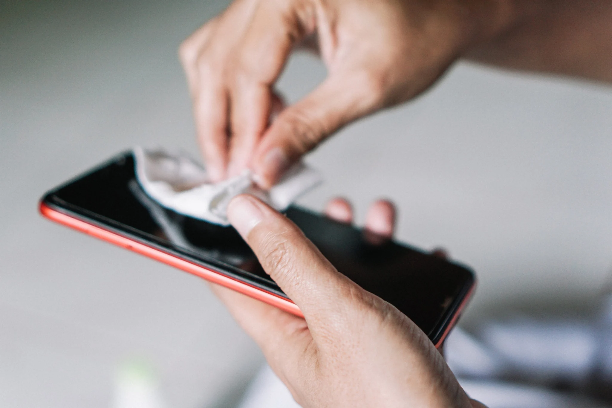 How to Clean & Disinfect Your Phone, Screen & Case | Clorox™