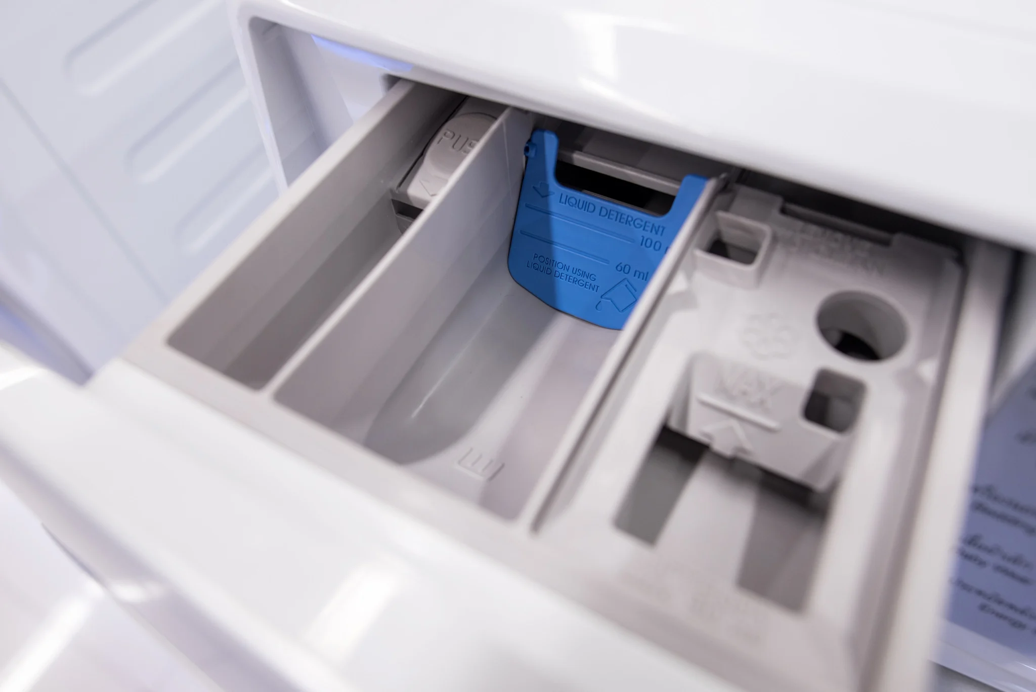 How to Clean Your Washing Machine with Bleach | Clorox™