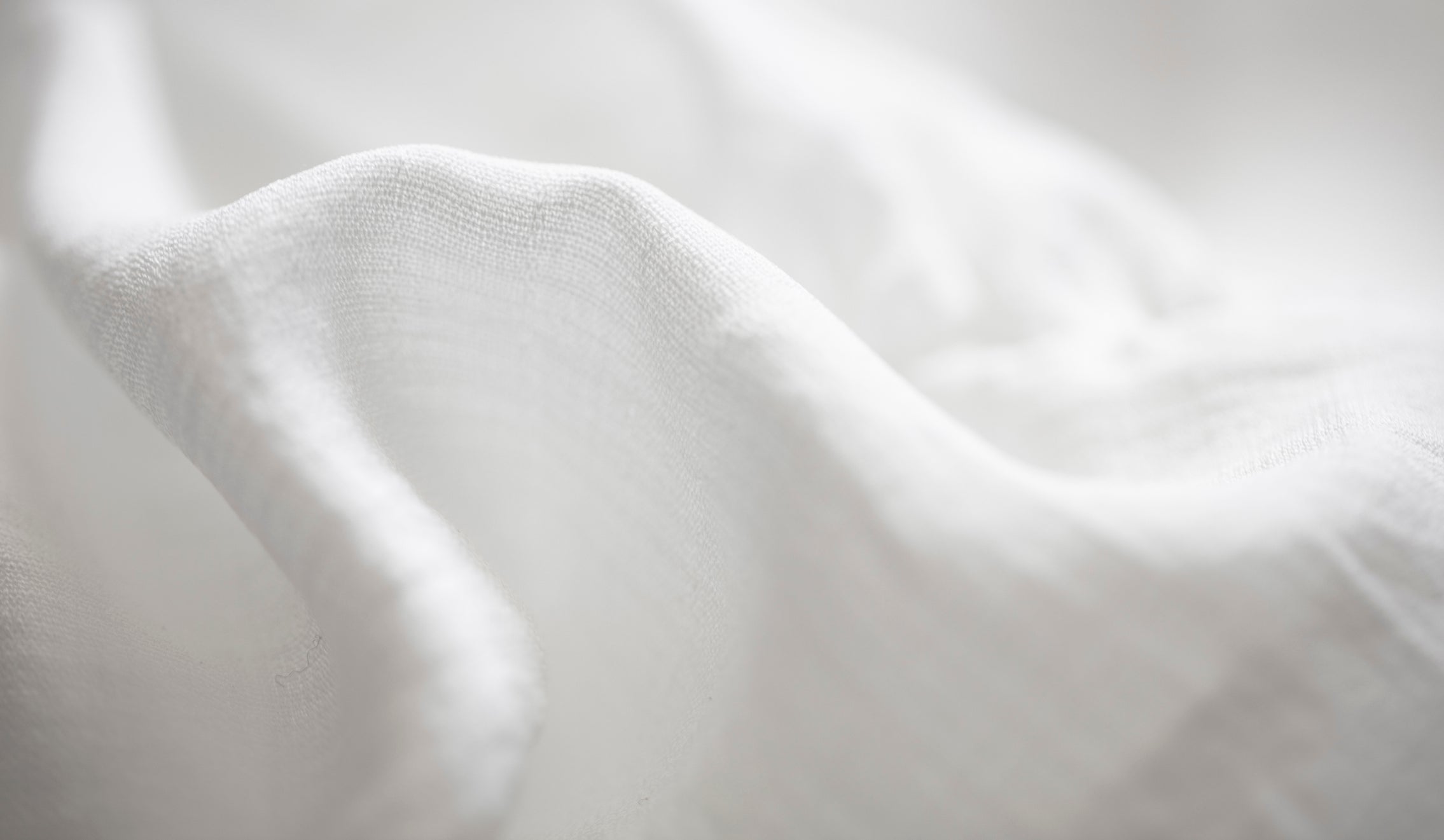 Can You Bleach Linen Fabric White? | Clorox™