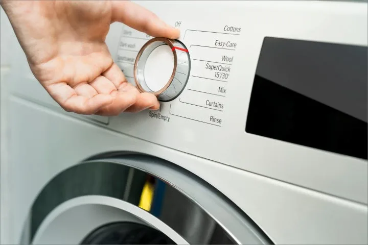 How to Use Bleach in Laundry to Clean, Whiten and Sanitize | Clorox™