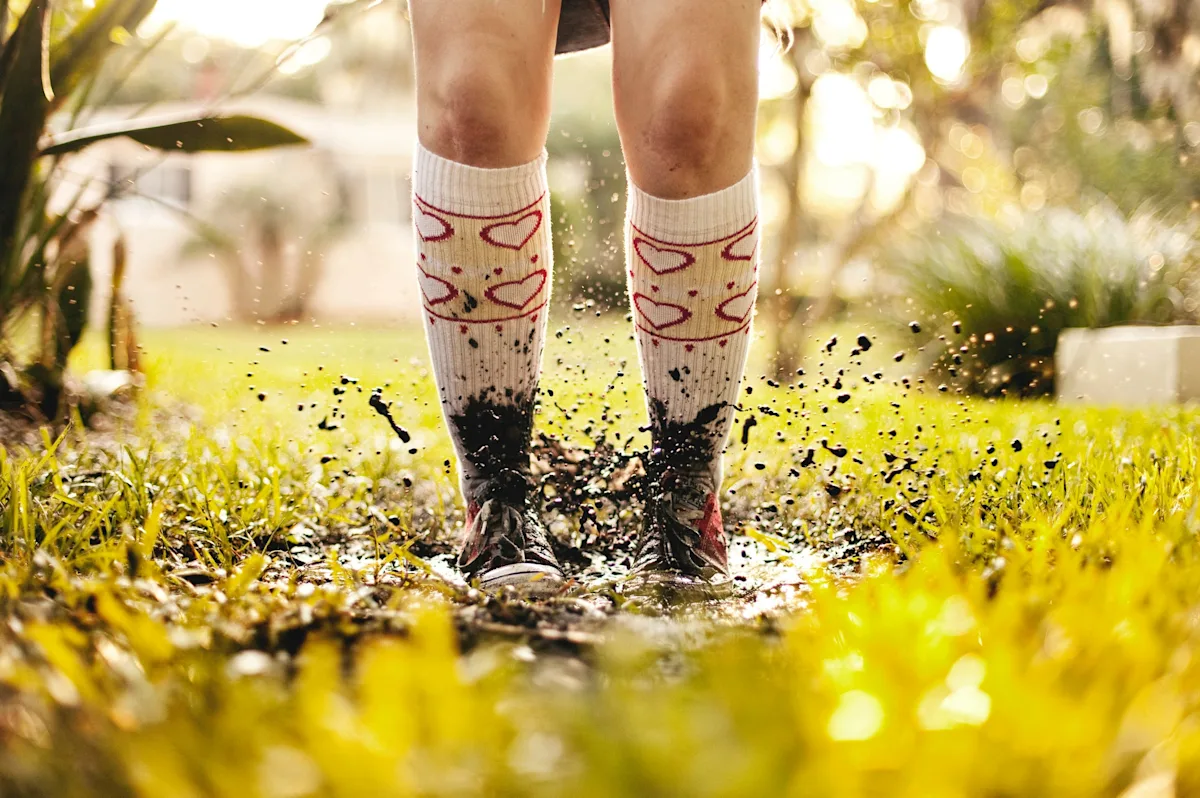 How to Remove Dirt, Mud, and Grass Stains | Clorox™