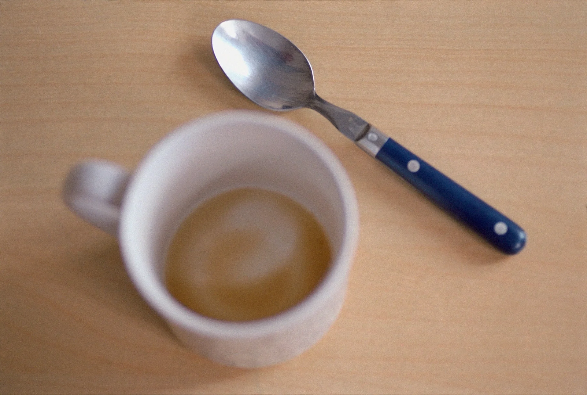 How to Remove Tea Stains From Cups and Clothes | Clorox™