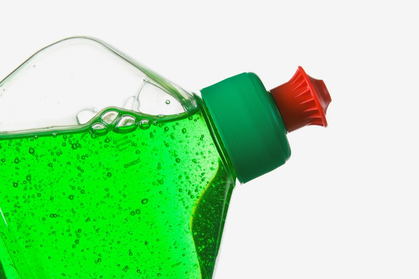 How to Get Olive Oil Stains Out of Clothes | Clorox™