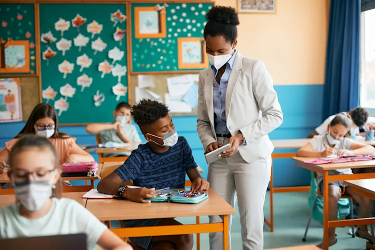 Clean Up Your Classroom with Our Teacher Cleaning Advice | Clorox™