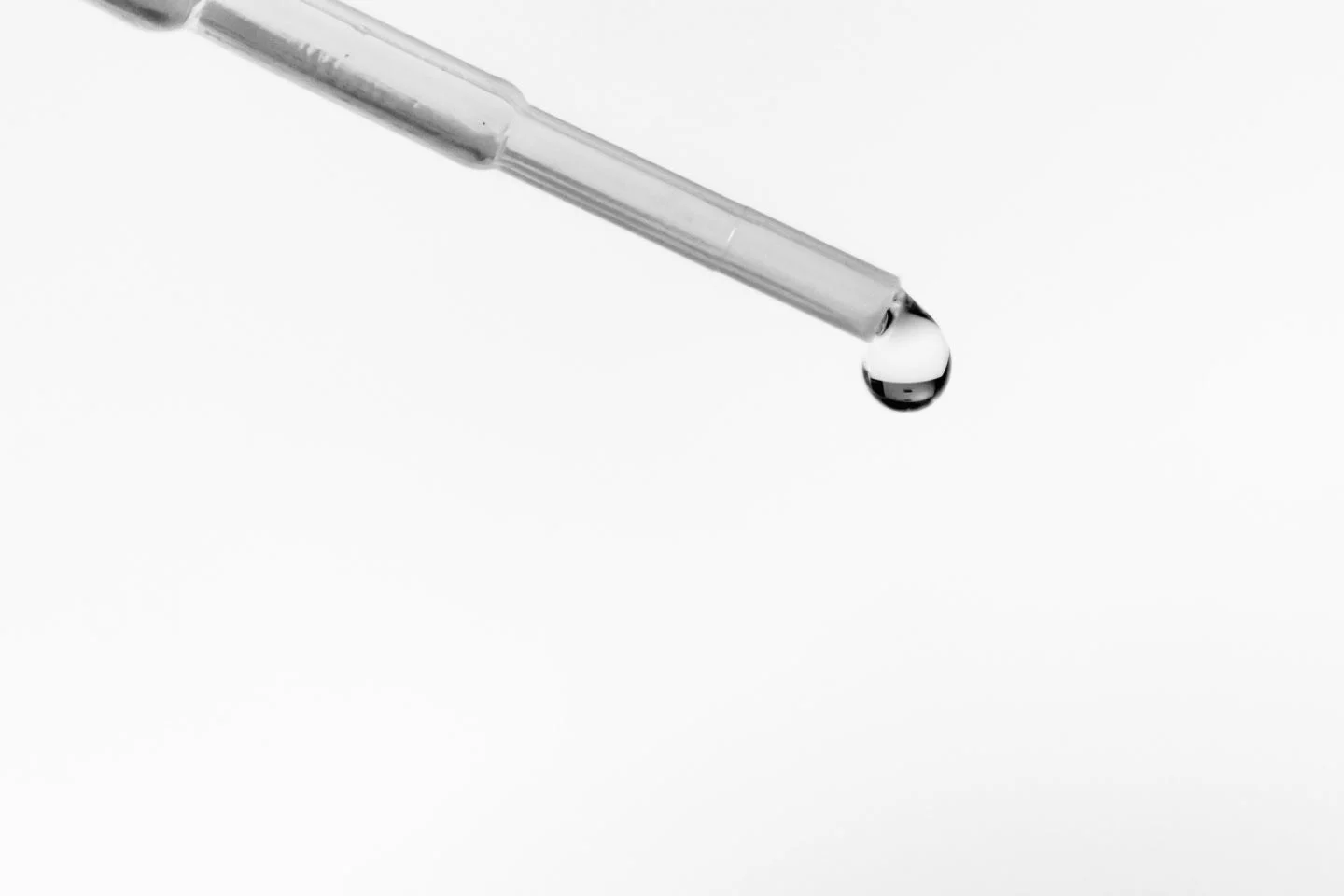 How to Disinfect and Purify Drinking Water with Bleach | Clorox™