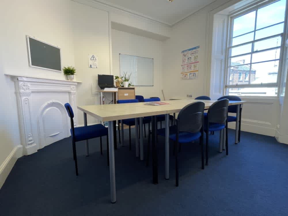 Alba English School | 新しい時代の留学