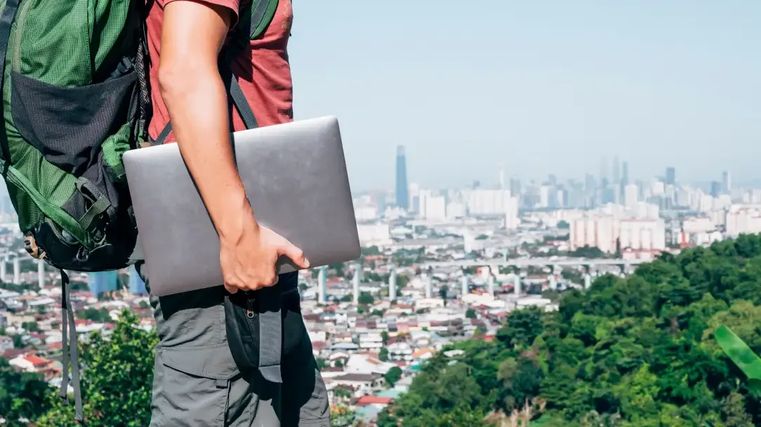 How to Hire Remote Workers in Europe Compliantly - Justworks