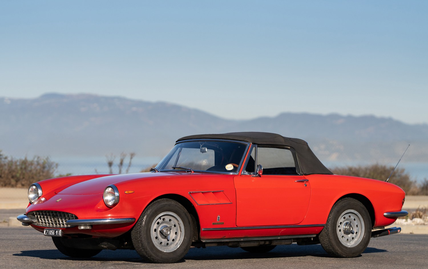 Amelia Island First in Class Winner Ferrari 400 Superamerica, Vignale ...