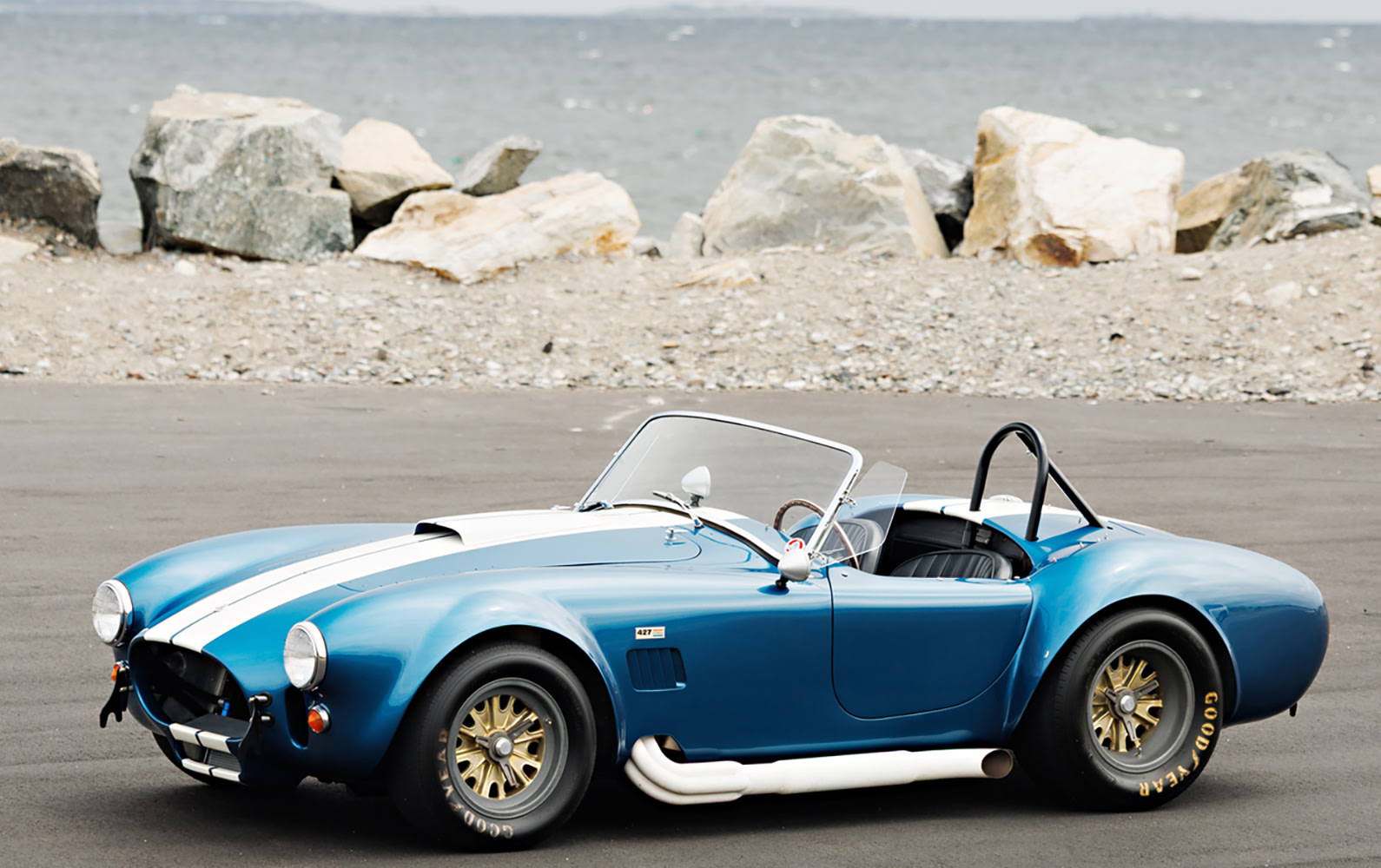 Italian Cinema Ferrari 250 GT SWB California Spider, a Ferrari 250 GT ...