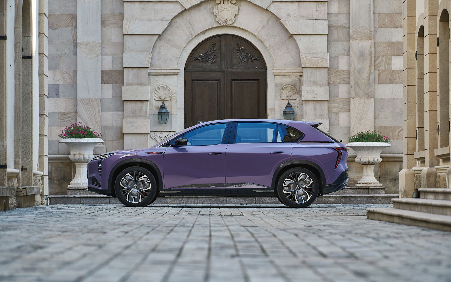 HONGQI EHS7 - Lanseres i 2024 - HONGQI - Autorisert Hongqi-forhandler og verksted i