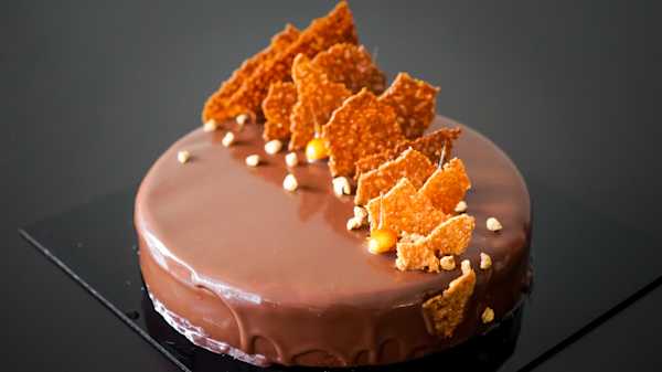 What is an Entremet? | Dessertisans