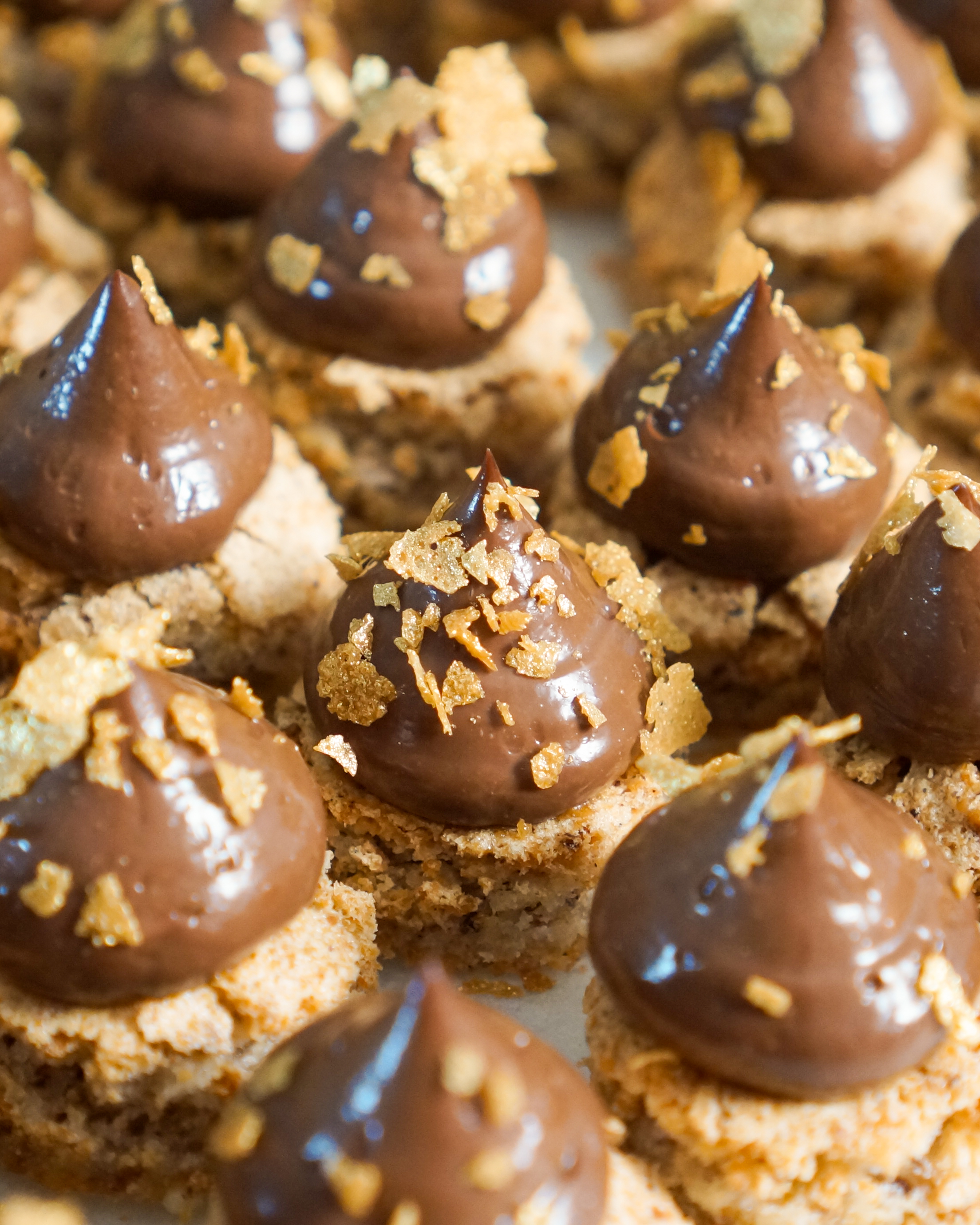 Chocolate-Hazelnut One-Bites | Dessertisans