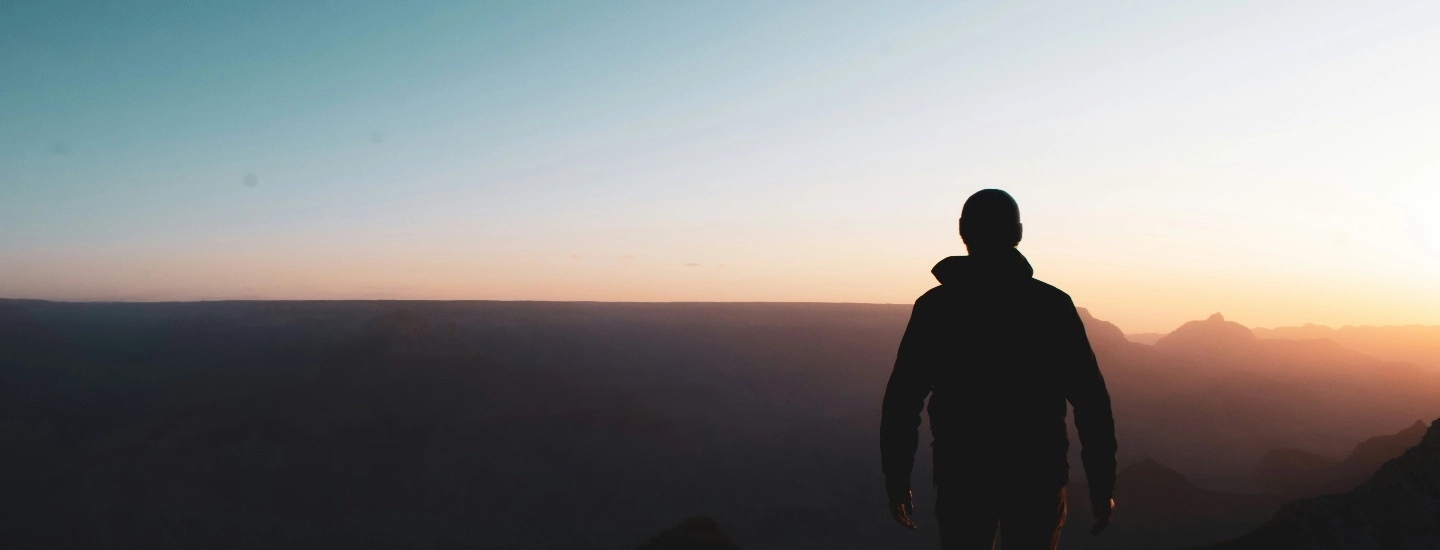Navigating Crises with Integrity: The Impact of Ethical Leadership