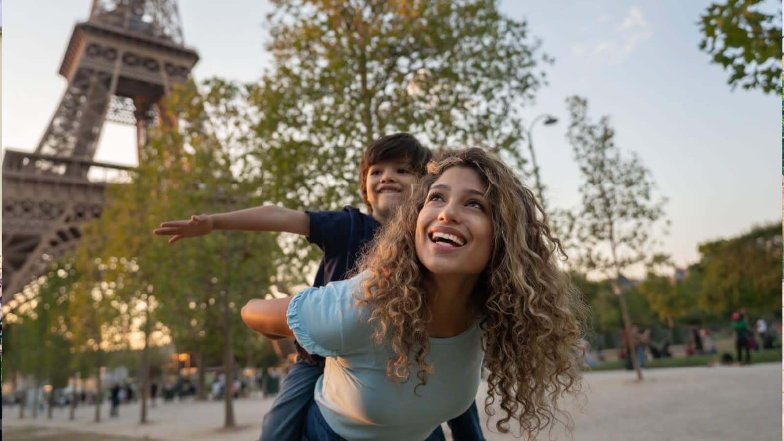 12 Best Places to Live in Paris | Pacaso