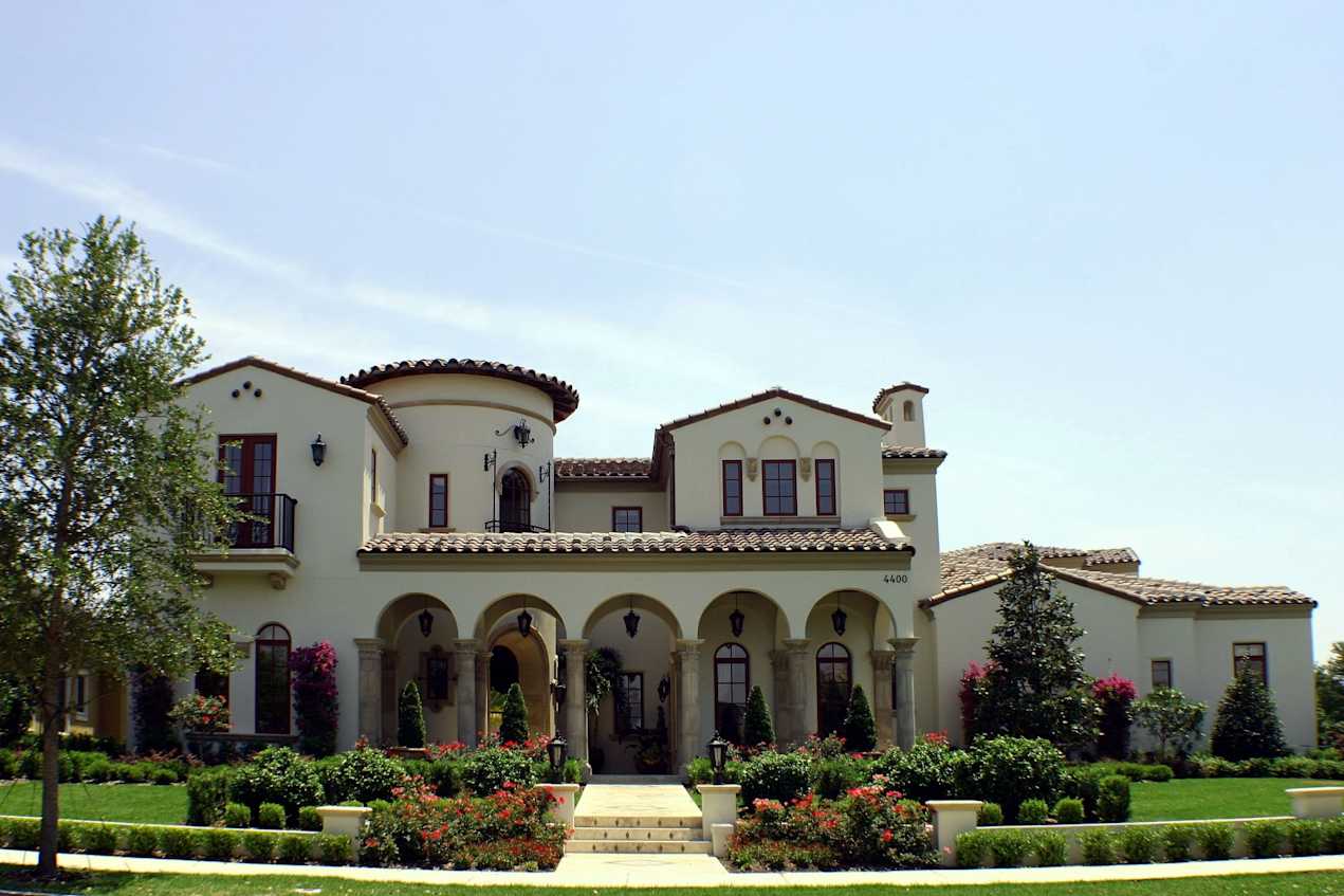 8 Different Styles of Houses Across America - HOVER Inc