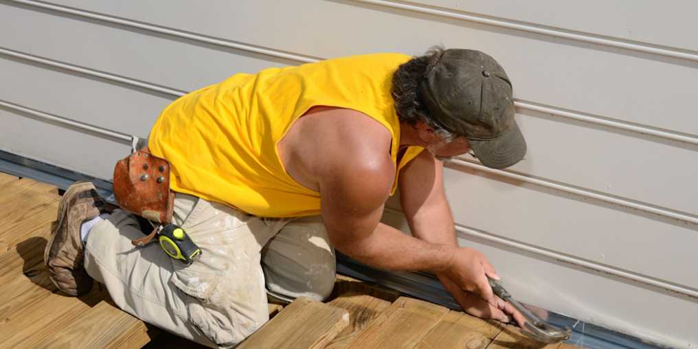 How to Install Vinyl Siding - HOVER Inc
