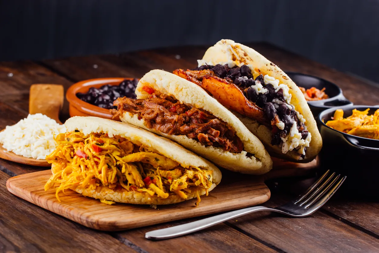 5 restaurantes para comer deliciosas arepas en la ciudad