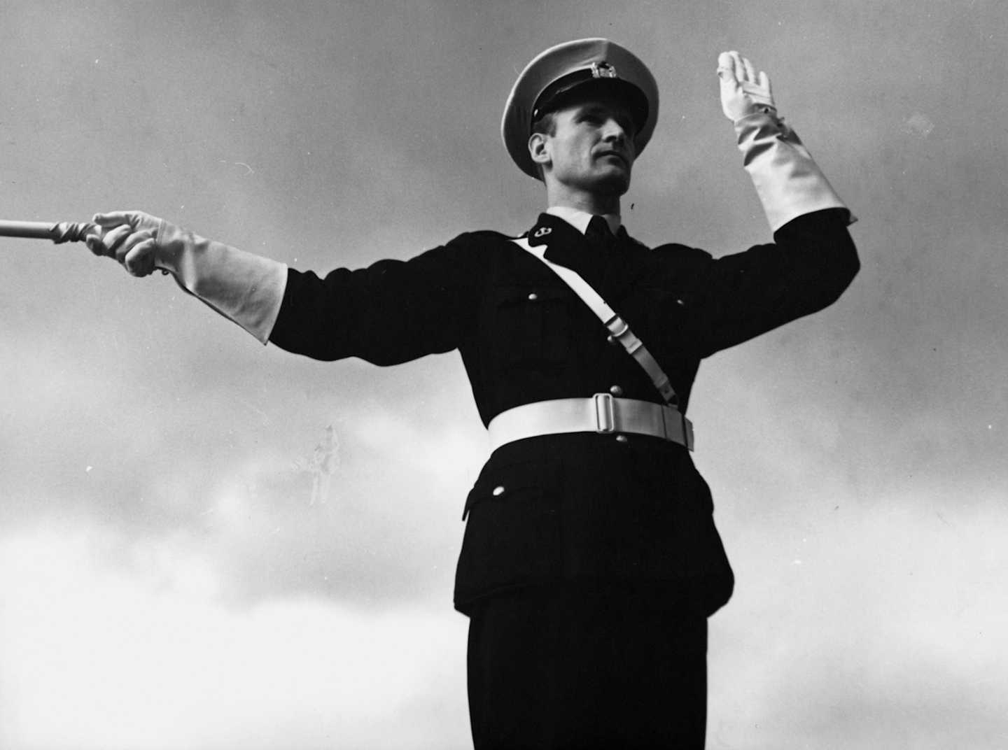 The 1950s - Gentlemen police and the general strike of 1956