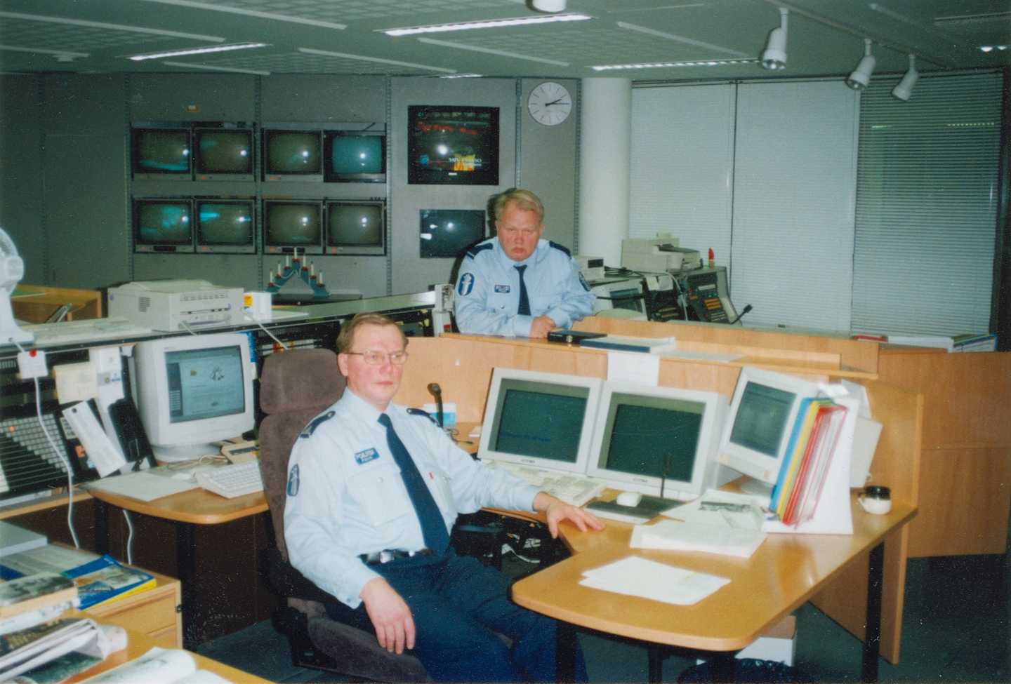 1990-luku - Kansainvälistyvä ja monimuotoistuva työ